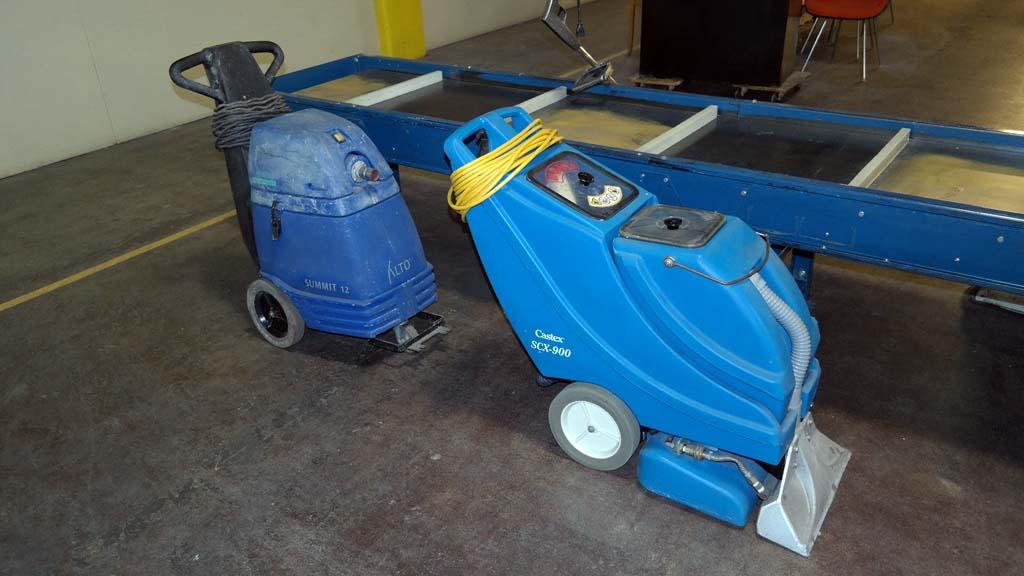 Lot #57: Clarke Alto Summit 12 Floor Vacuum & Castex SCX-900 Floor ...